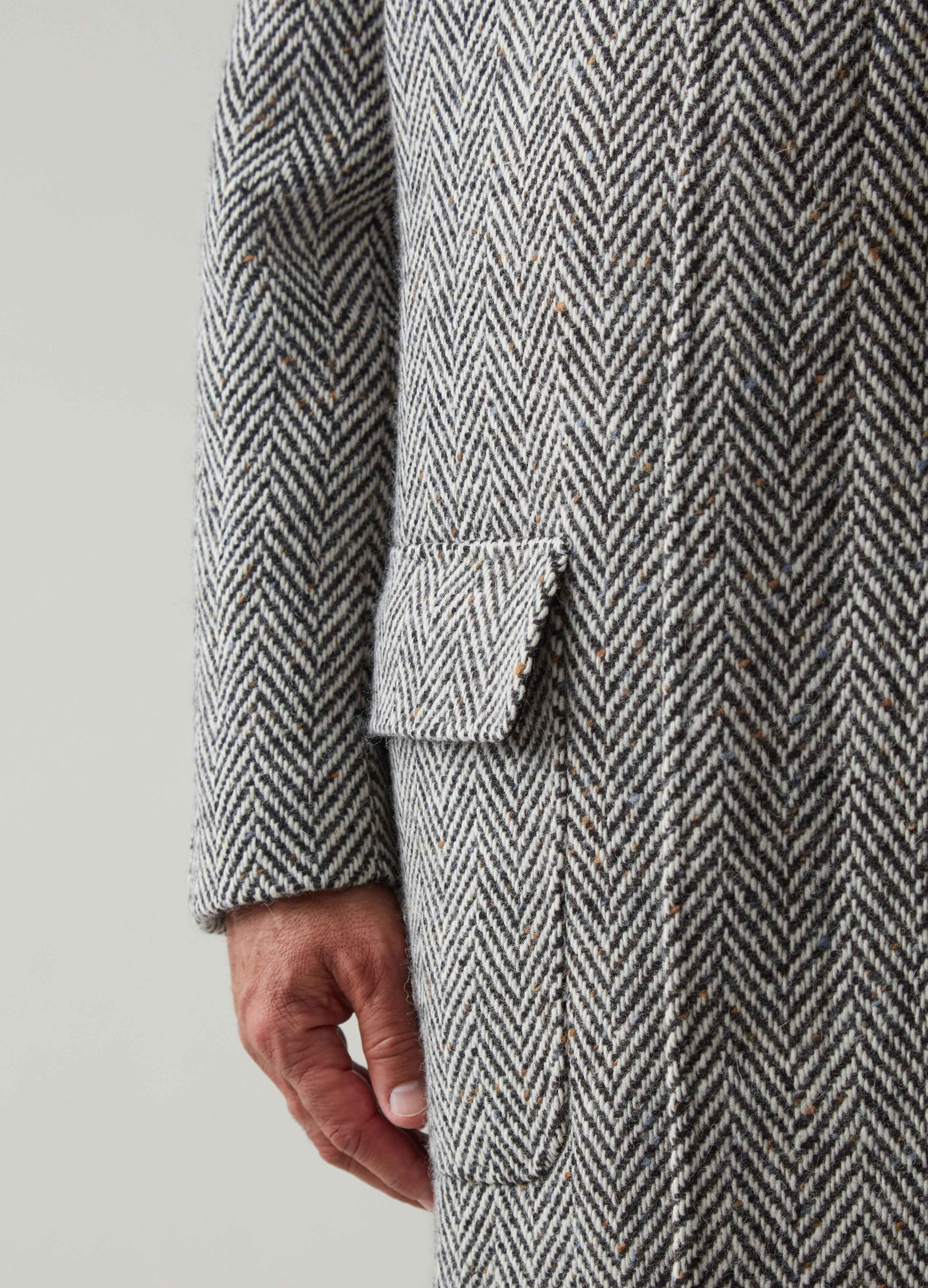 Nelson Tweed Raglan Coat - Charcoal/Cream – Berg & Berg