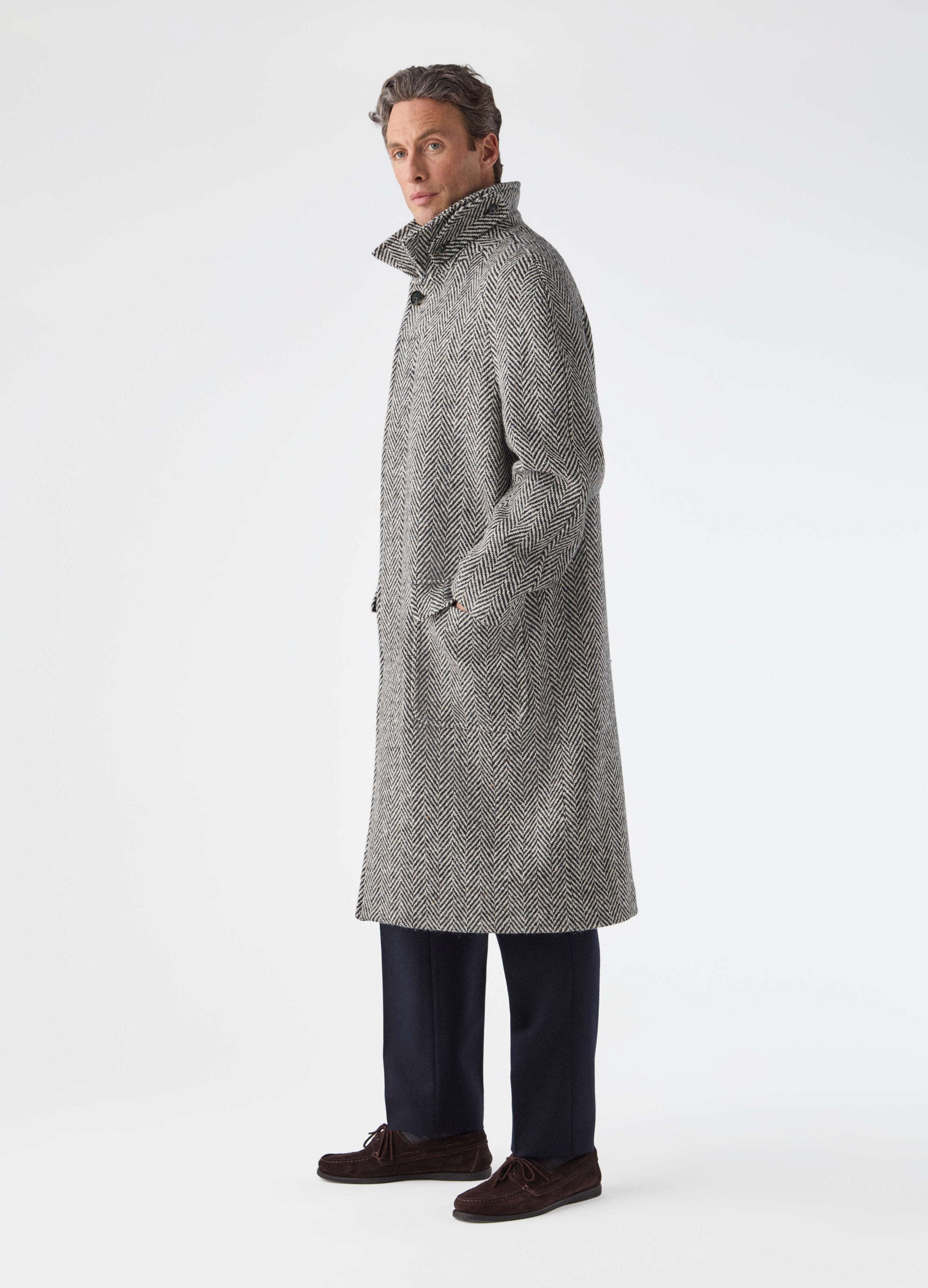 Nelson Tweed Raglan Coat - Charcoal/Cream – Berg & Berg