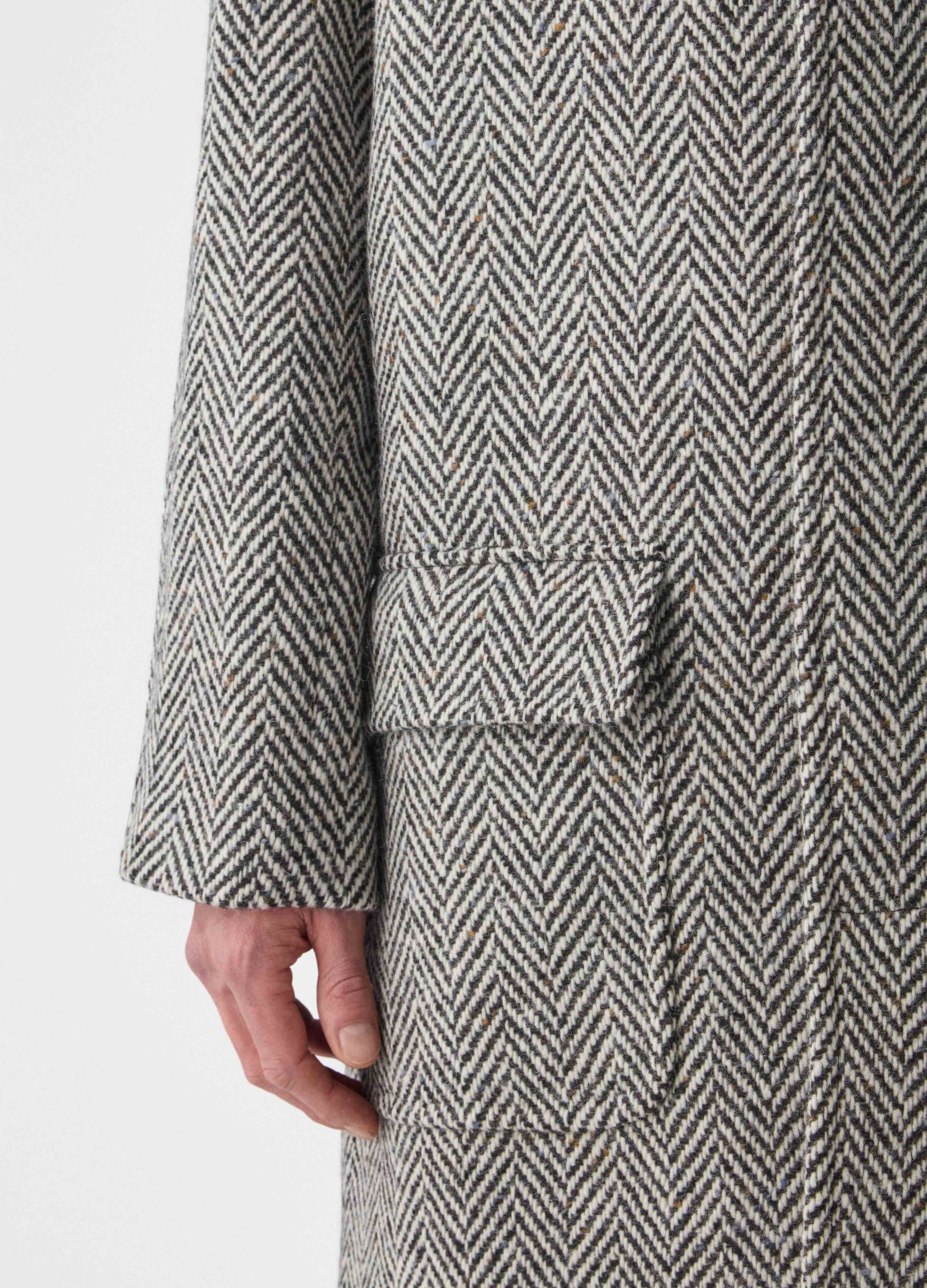 Nelson Tweed Raglan Coat - Charcoal/Cream – Berg & Berg